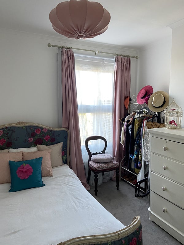 'Beautiful Room In Newly Refurbished Property' Room to Rent from SpareRoom