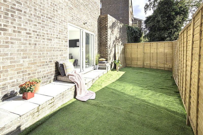 'Capstan Square - Room Available ' Room to Rent from SpareRoom