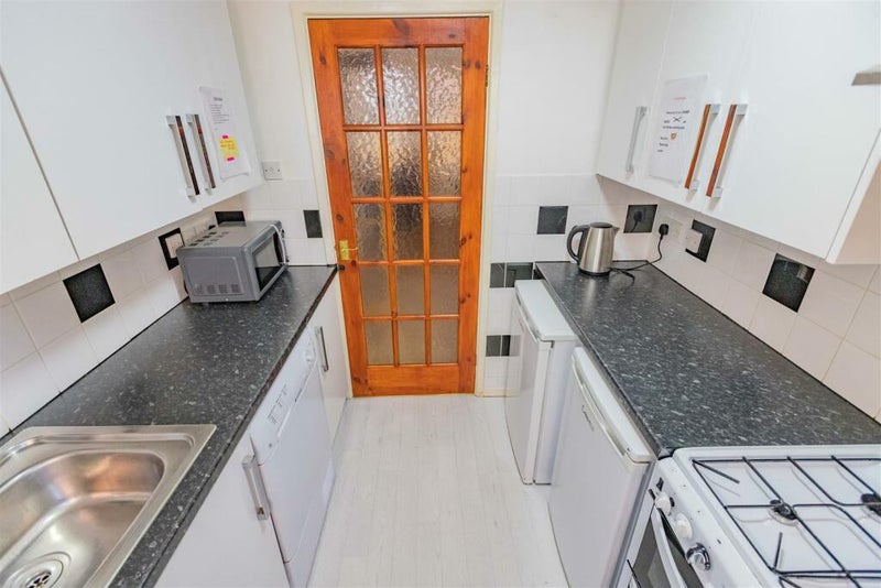 'Cozy Double Bed Room for Rent – Yo' Room to Rent from SpareRoom