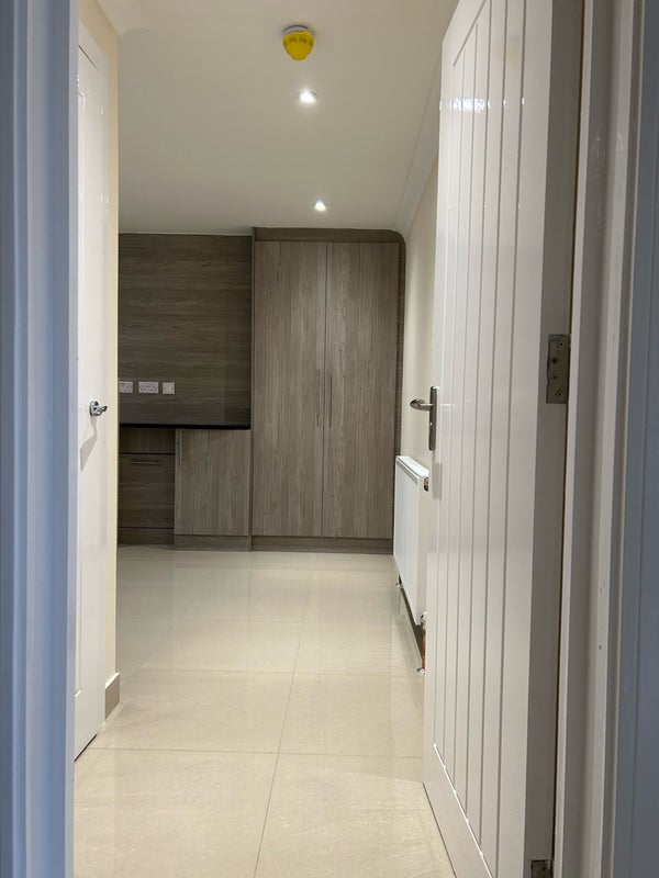 'Newly Renovated Double En-Suite Room' Room to Rent from SpareRoom