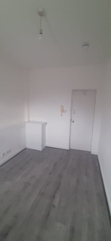 'Modern Single Room Inclusive Of Bills' Room to Rent from SpareRoom