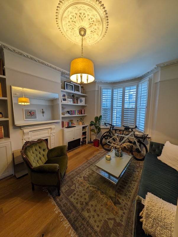 'Large room in amazing tooting bec house' Room to Rent from SpareRoom