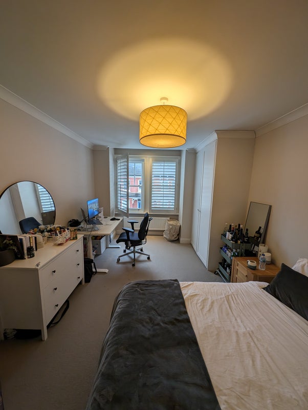 'Large room in amazing tooting bec house' Room to Rent from SpareRoom