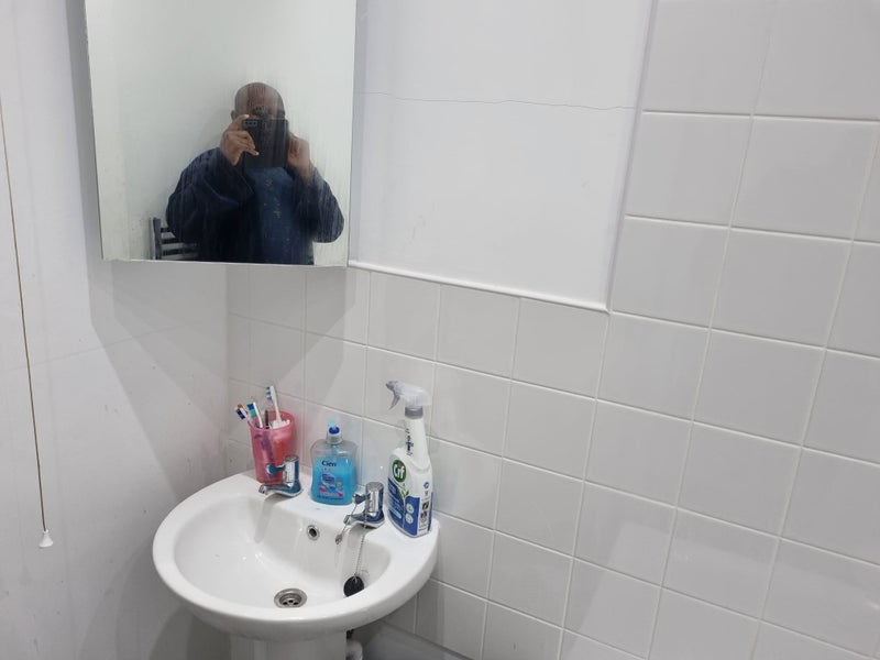 'Single Room Available Immediately ' Room to Rent from SpareRoom