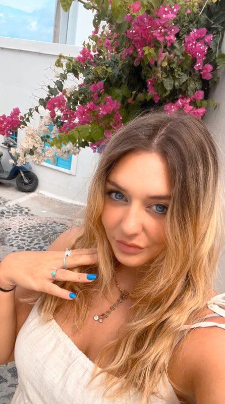 'Cabin Crew trainee accommodation ' Flatmate from SpareRoom