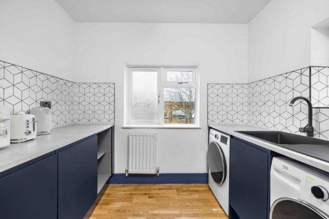 'Luxury HMO' Room to Rent from SpareRoom