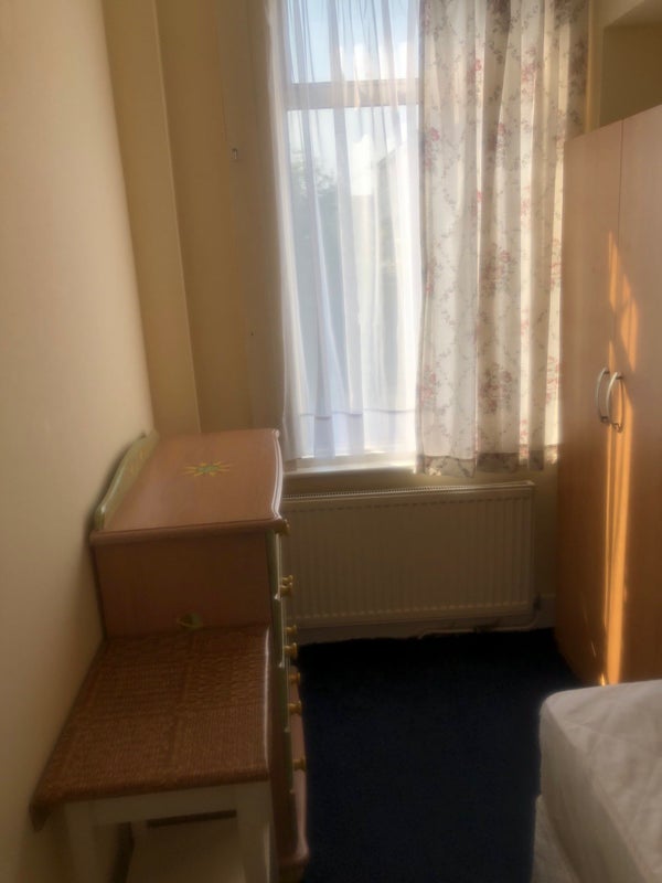 'Double and single room for rent ' Room to Rent from SpareRoom