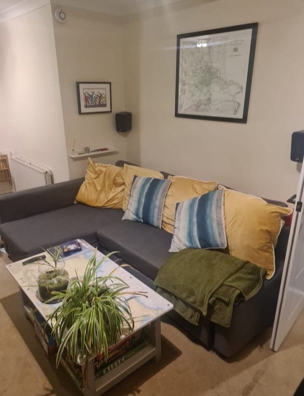 'Double room - Loft conversion (Bills Inc)' Room to Rent from SpareRoom