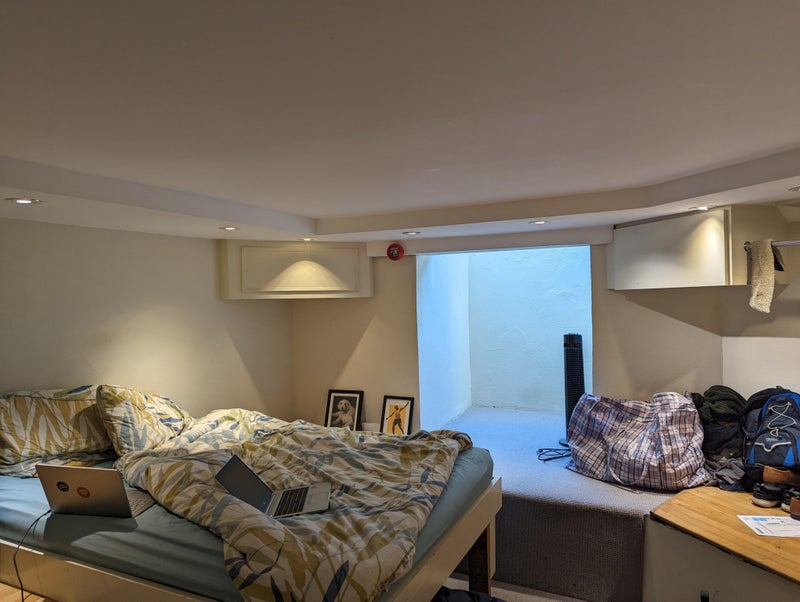 'Large double available near to Clapham Junction ' Room to Rent from ...