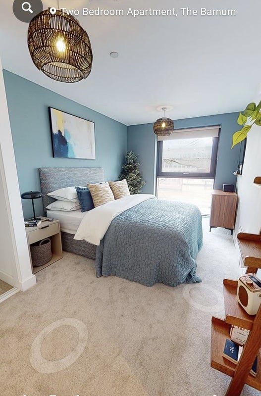 'Room in brand new 2bed luxury apartment in town!' Room to Rent from ...