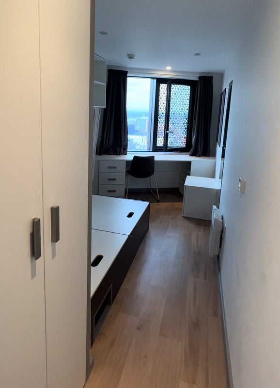 'Single room in Manchester Artisan Heights en-suite' Room to Rent from ...