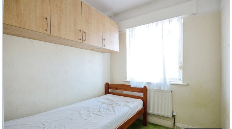 'Sing room available on rent' Room to Rent from SpareRoom