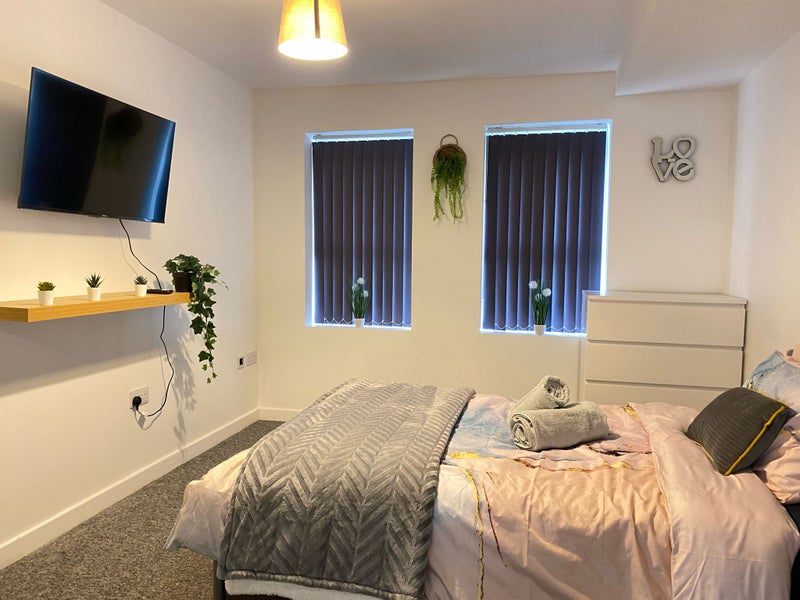 'Cosy & Modern Double Rooms With All Bills Included' Room to Rent from ...