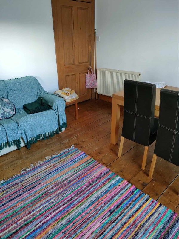 'Double room in Rosemount with PhD student' Room to Rent from SpareRoom