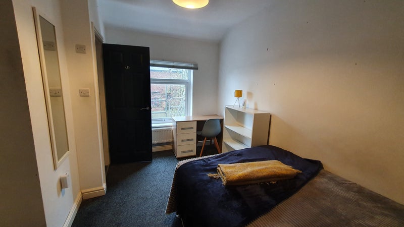 'Stunning Large EN Suite 🤩 Fab House 🏠' Room to Rent from SpareRoom