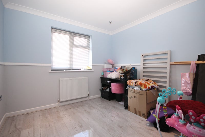 'Room To Let-Single Occupancy Only Bills Included' Room to Rent from ...