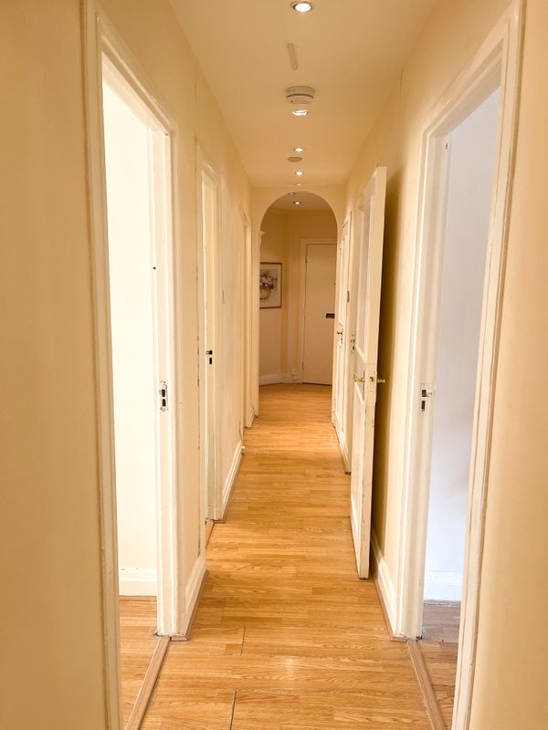 'Fantastic flat close to Marble Arch - 2 rooms avai' Room to Rent from ...