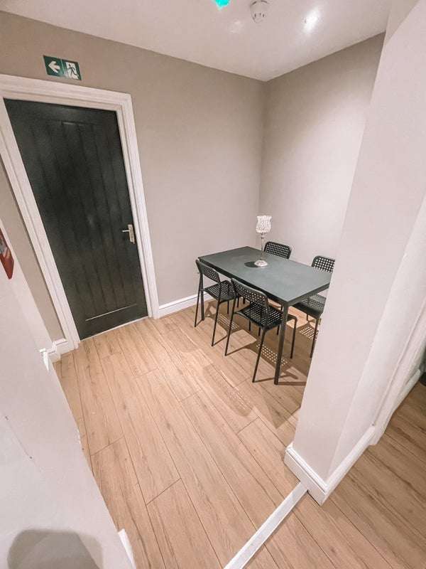 'New Luxury Hmo Available - Large Ensuites' Room to Rent from SpareRoom