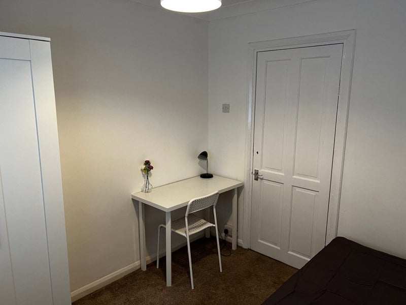 'Fully furnished single room ' Room to Rent from SpareRoom