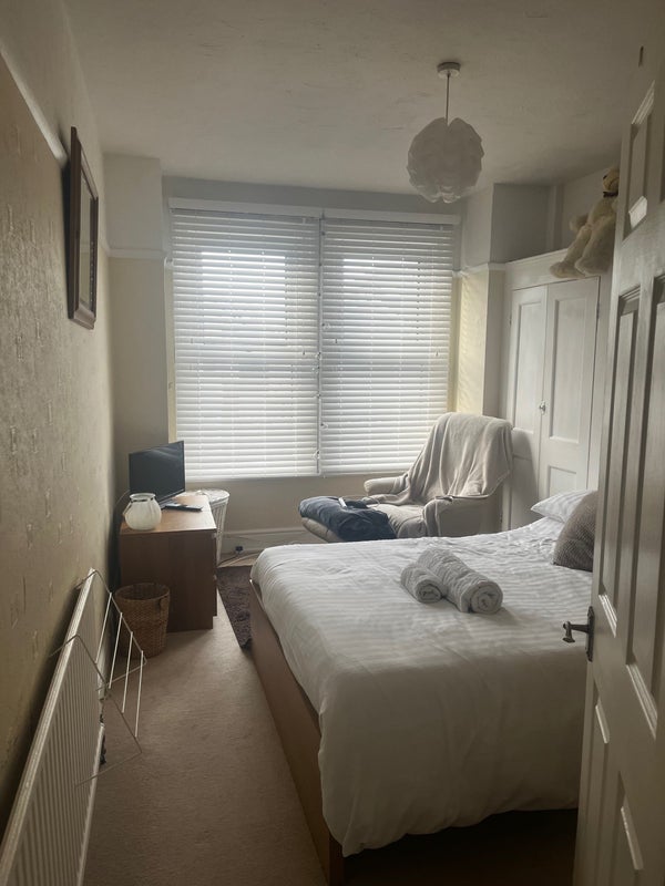 'Cosy room ' Room to Rent from SpareRoom