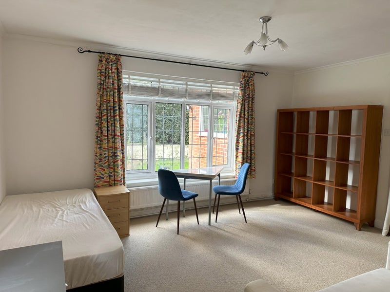 'Annex ' Room to Rent from SpareRoom