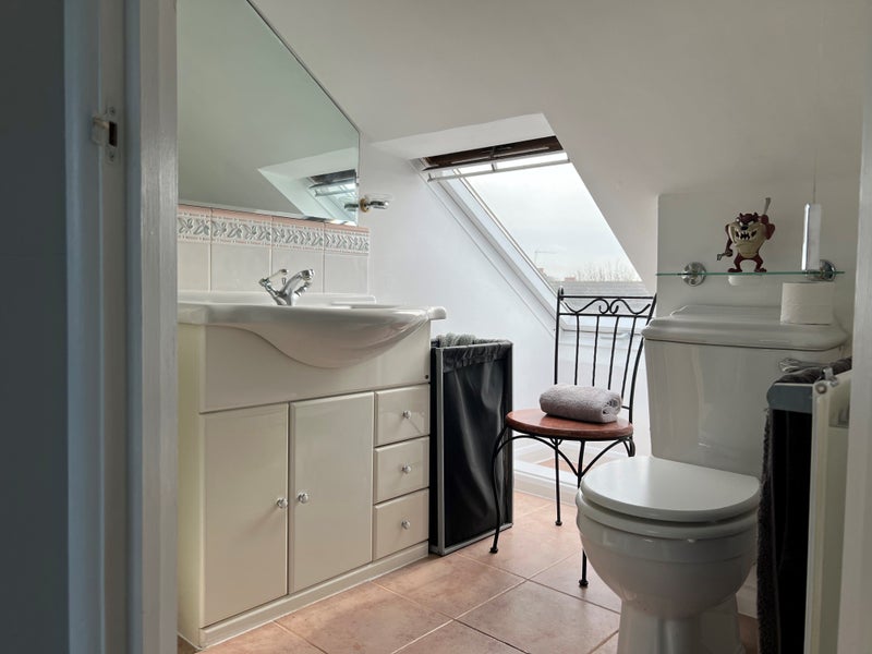 'Self Contained Loft Room With En-Suite Bathroom' Room to Rent from ...