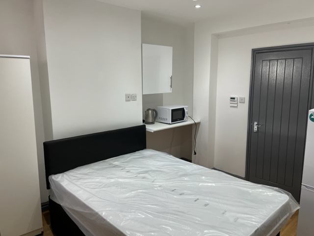 'En-Suite rooms available B28 area' Room to Rent from SpareRoom