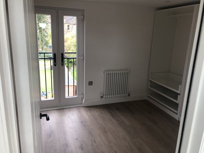 'Double room Females preferred in a family home' Room to Rent from ...