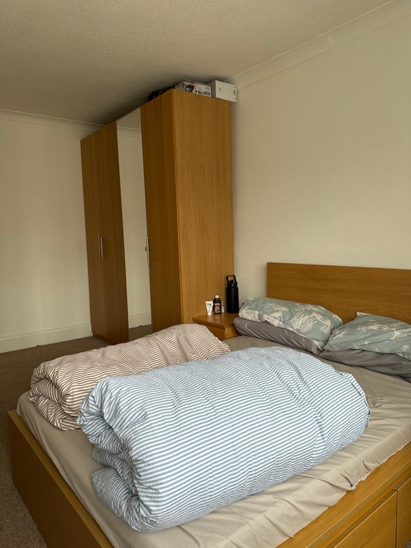 'Female roommate required' Room to Rent from SpareRoom