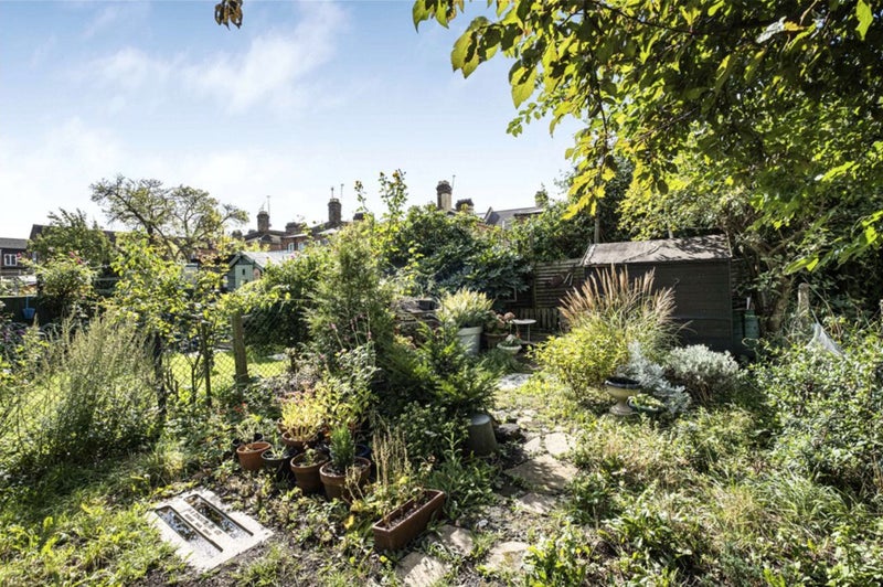 'Short Let 2 Bed Warner Flat Leyton/Hackney Border' Room to Rent from ...