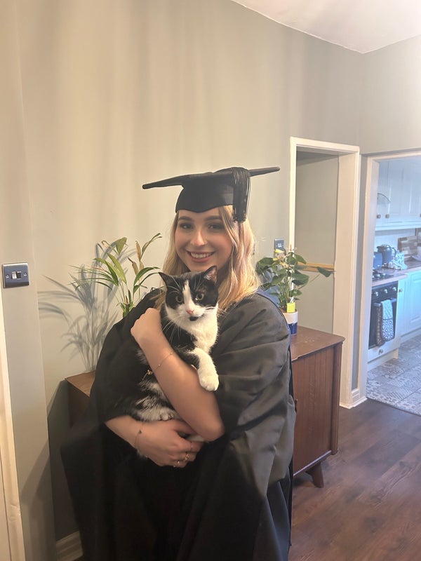 'Young Professional Looking for Housemate ' Room to Rent from SpareRoom