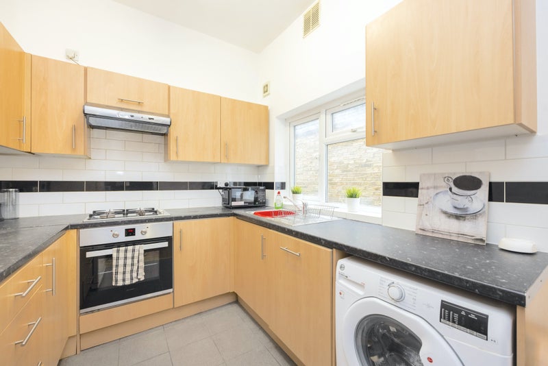 'Great Double Room in Amazing House in Balham' Room to Rent from SpareRoom