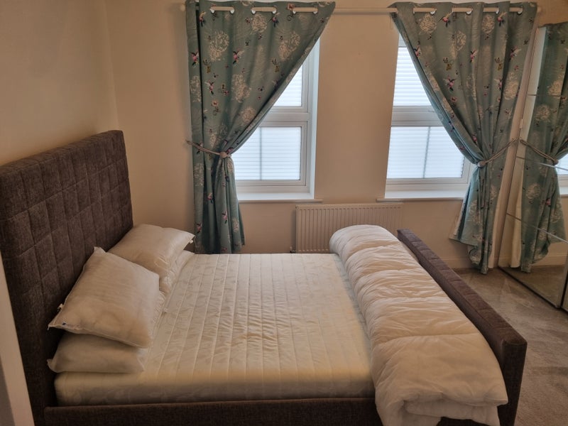 'Large Double en suite room, furnished. ' Room to Rent from SpareRoom