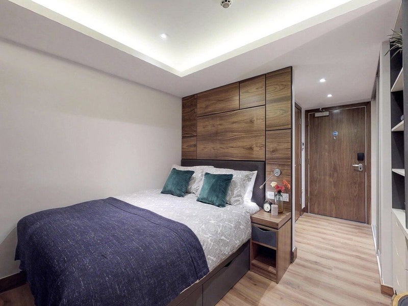 'A Studio Of Almost 30 Cubic Meters' Room to Rent from SpareRoom