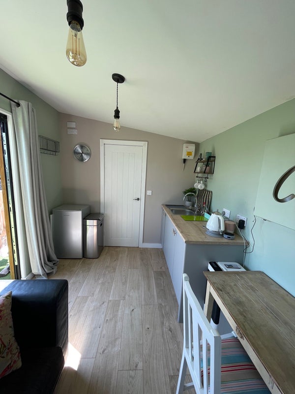 'Self contained cabin' Room to Rent from SpareRoom