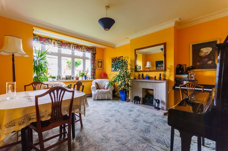 'Double room, pleasant family home (INC BILLS)' Room to Rent from SpareRoom