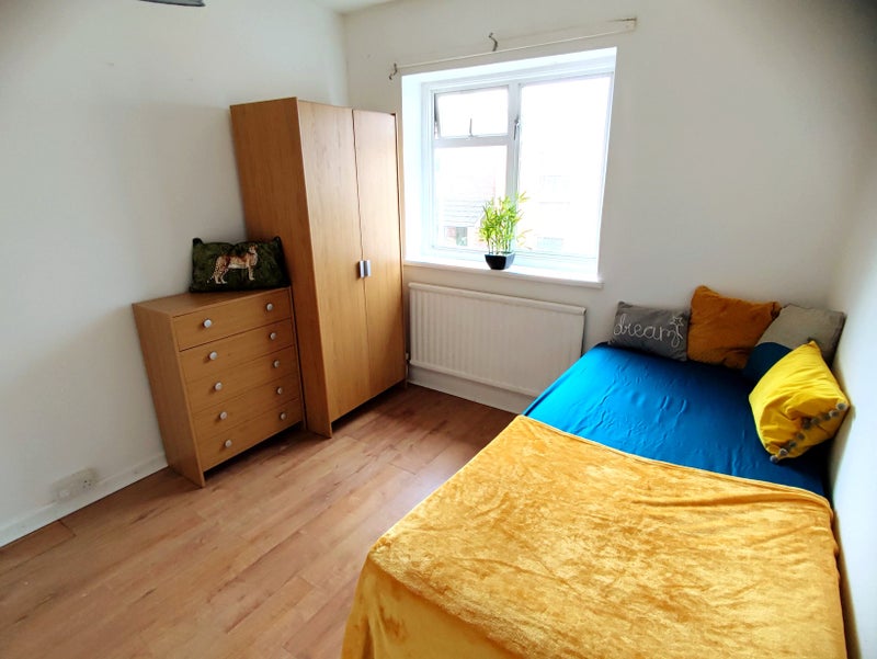 'Nice single room in quiet location' Room to Rent from SpareRoom