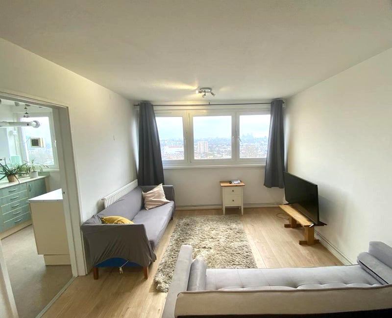 'Nice 2 bedroom flat w/living room in Dalston' Room to Rent from SpareRoom