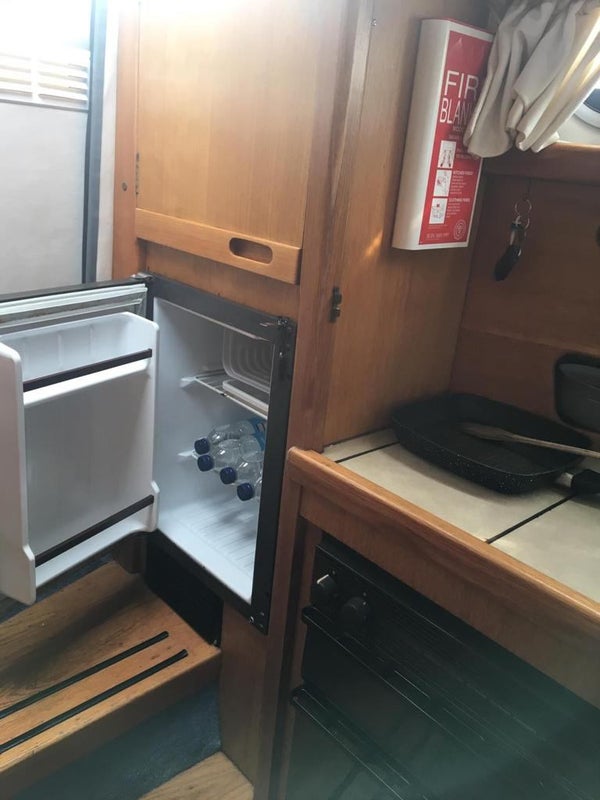 'Liveable boat to rent at Penton Hook Marina' Room to Rent from SpareRoom