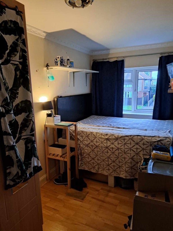 'One studio double room ' Room to Rent from SpareRoom