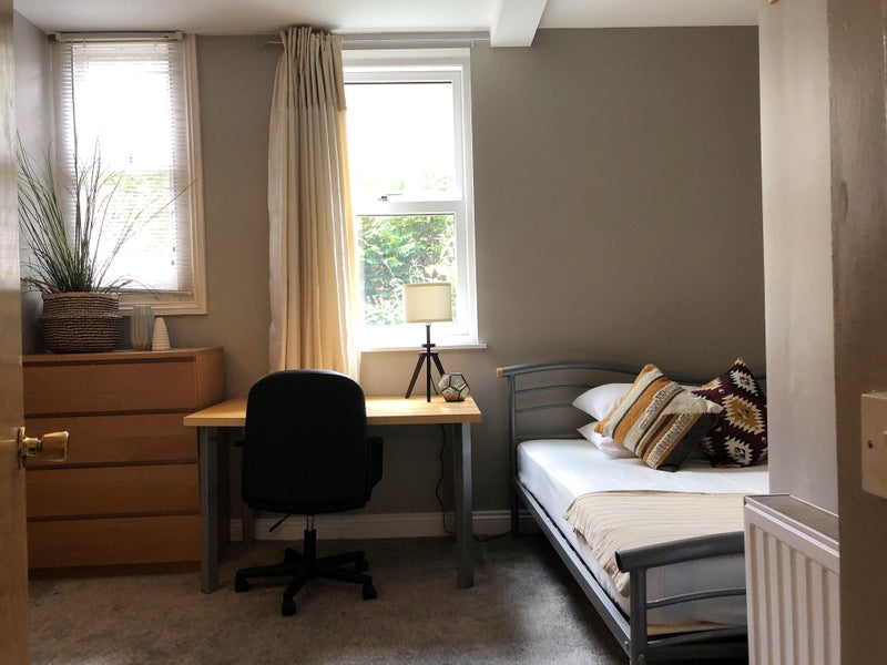 'Room Available in a beautiful shared house -' Room to Rent from SpareRoom