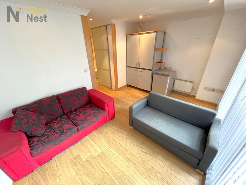 'Citispace urban apartments, Leeds city centre. ' Room to Rent from ...