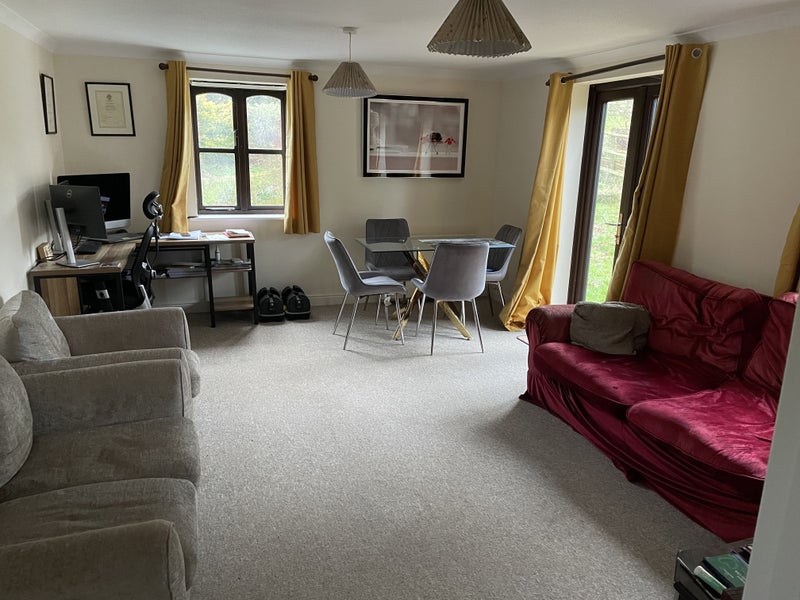 'Large double room in peaceful rural village' Room to Rent from SpareRoom