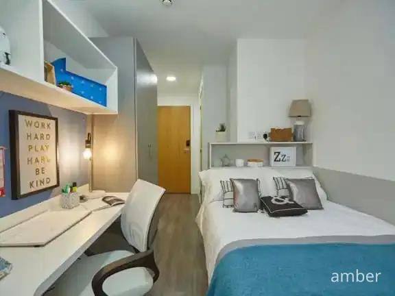 'Student Ensuite Room available ' Room to Rent from SpareRoom