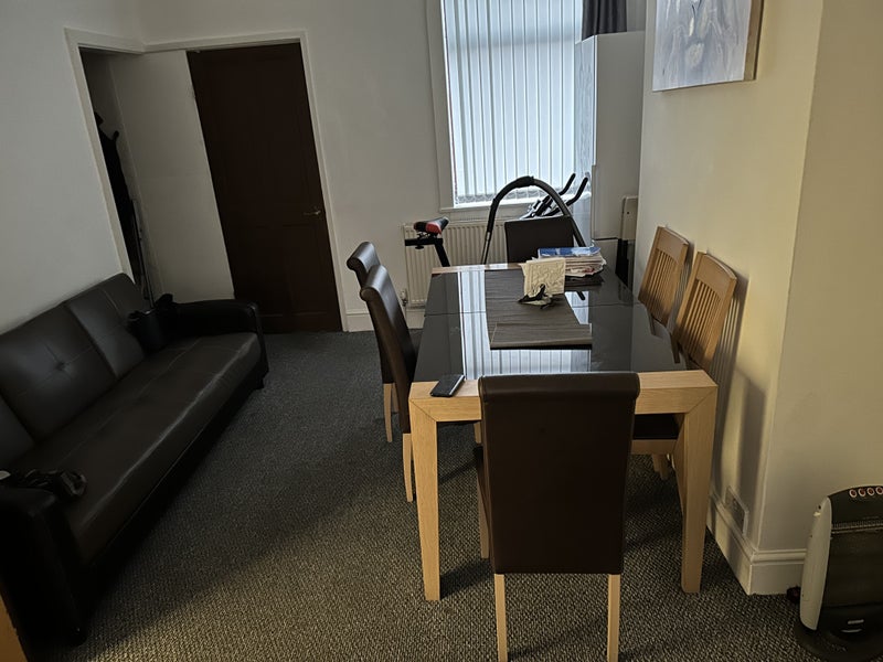 'Professional one room to rent available ' Room to Rent from SpareRoom