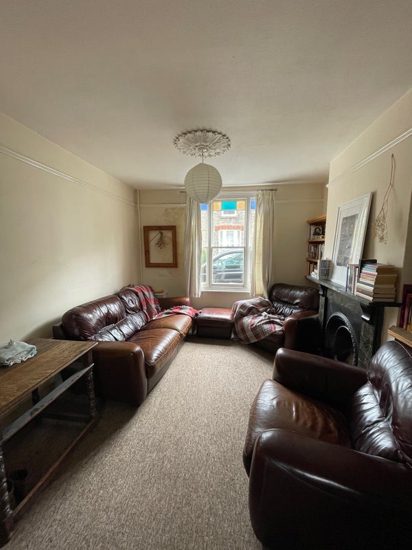 'Large room off mill road' Room to Rent from SpareRoom