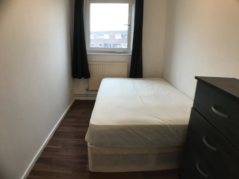 'Affordable semi-dbl room with bills inc@Limehouse' Room to Rent from ...
