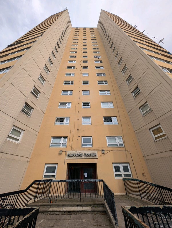 'Small Double ' Room to Rent from SpareRoom