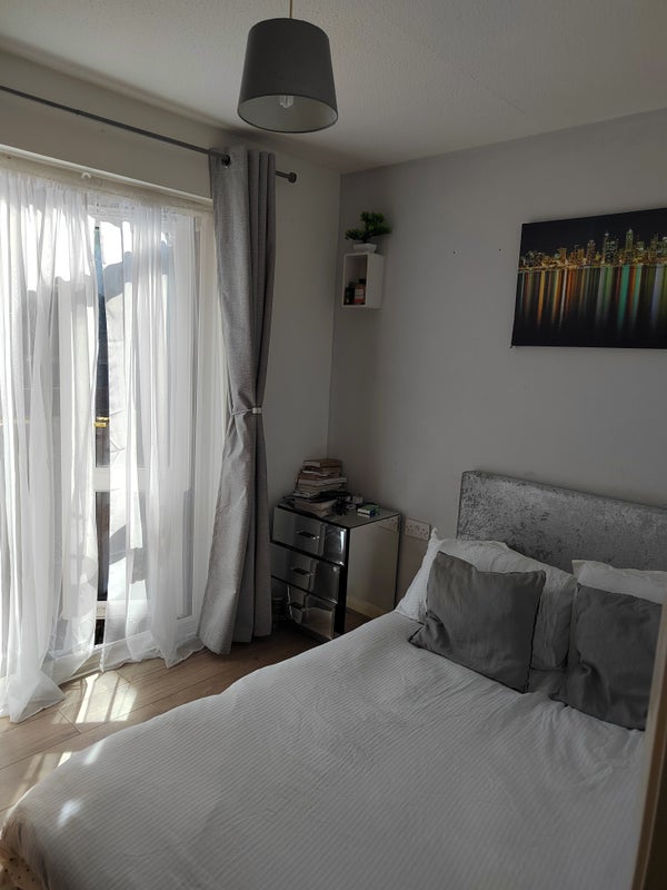 'Small Cozy Double Room Available ' Room to Rent from SpareRoom