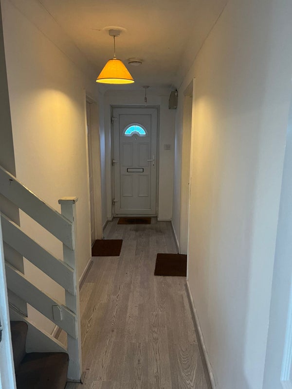 'Small Single.Room Colnbrook' Room to Rent from SpareRoom